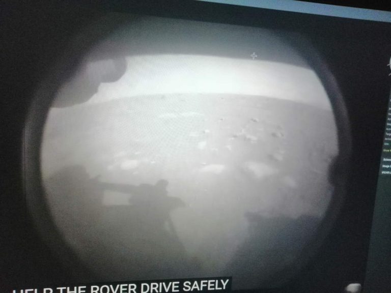 The first photo from Perseverance after landing on Mars - Our Planet